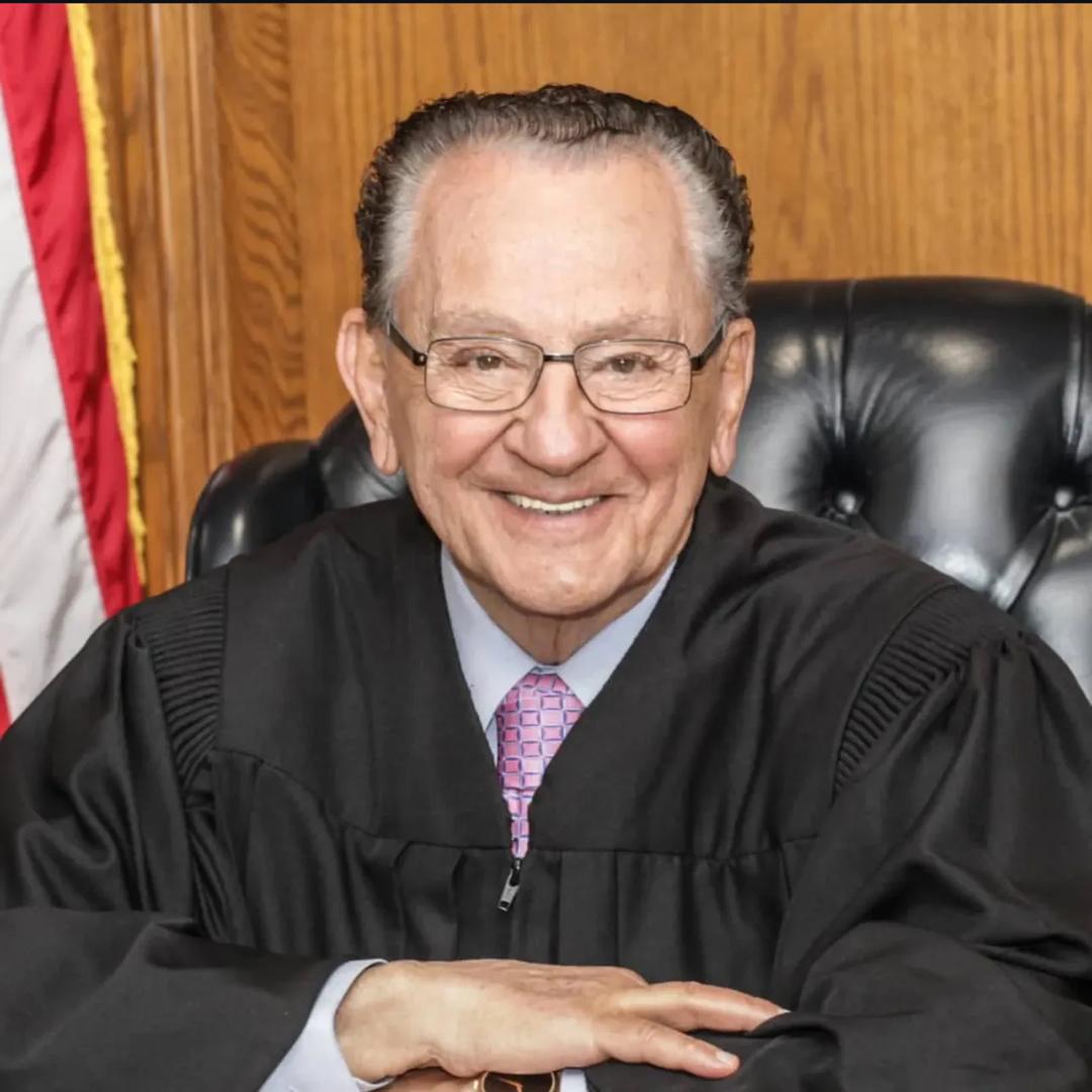 US Judge Frank Caprio Dies at 88 After Battle With Cancer - Truth Live News
